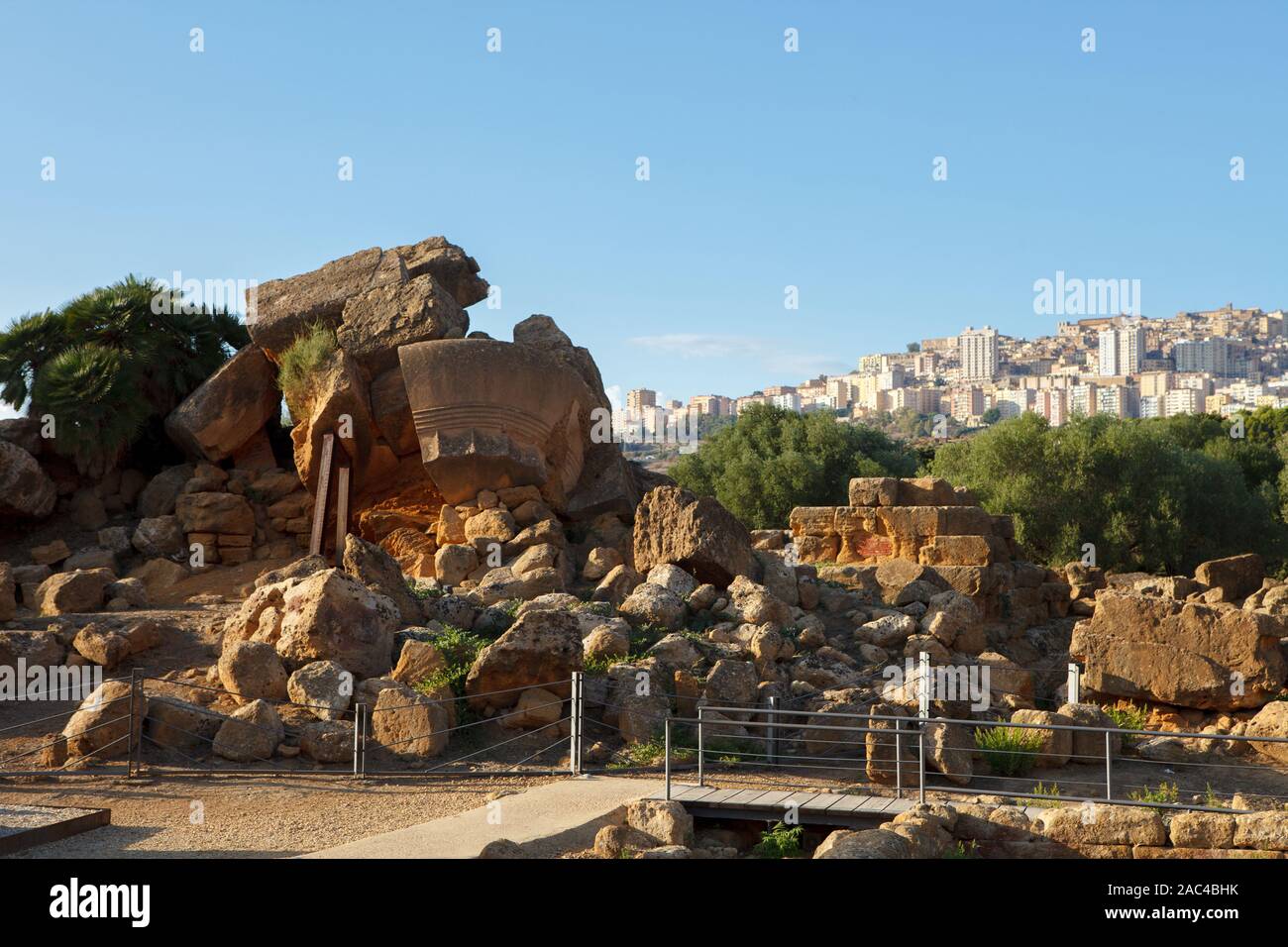 Ruins of temple of Olympian Zeus (Tempio di Giove Olimpico) in valley ...