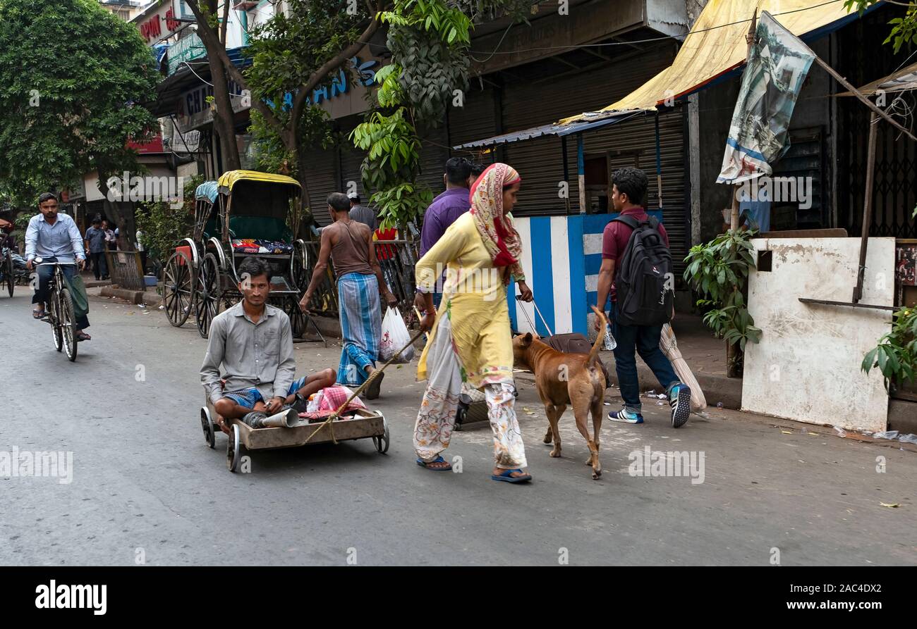 Man handicapped india hi-res stock photography and images - Alamy