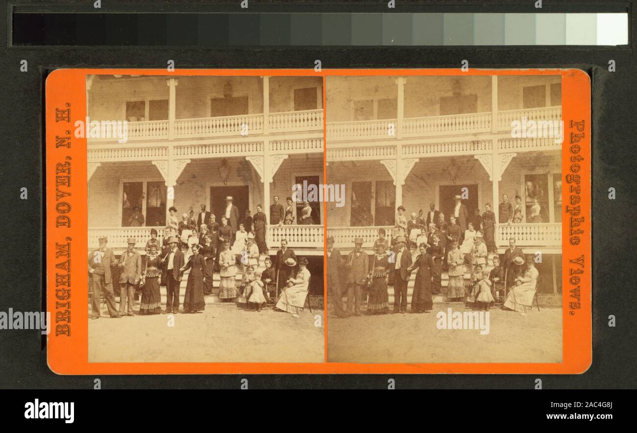 Glendon House Group posing in the front Glendon House. Group posing in ...