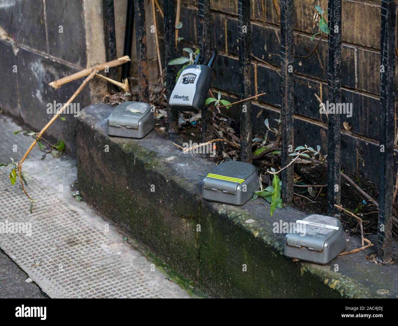 Safes hi-res stock photography and images - Alamy
