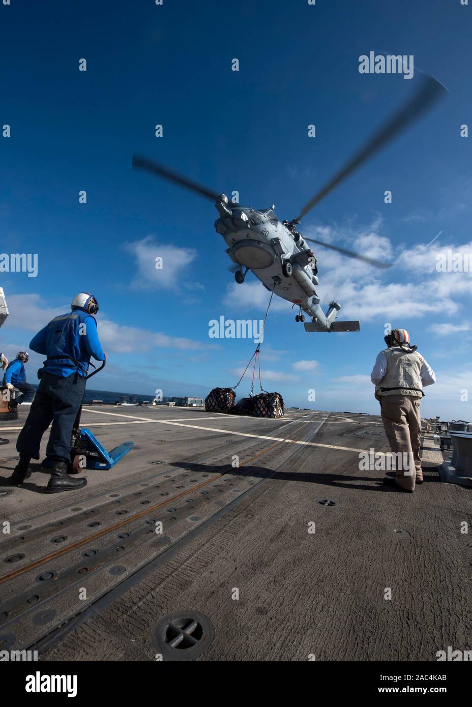 PACIFIC OCEAN (Nov. 25, 2019) An MH-60R Sea Hawk, assigned to the ...