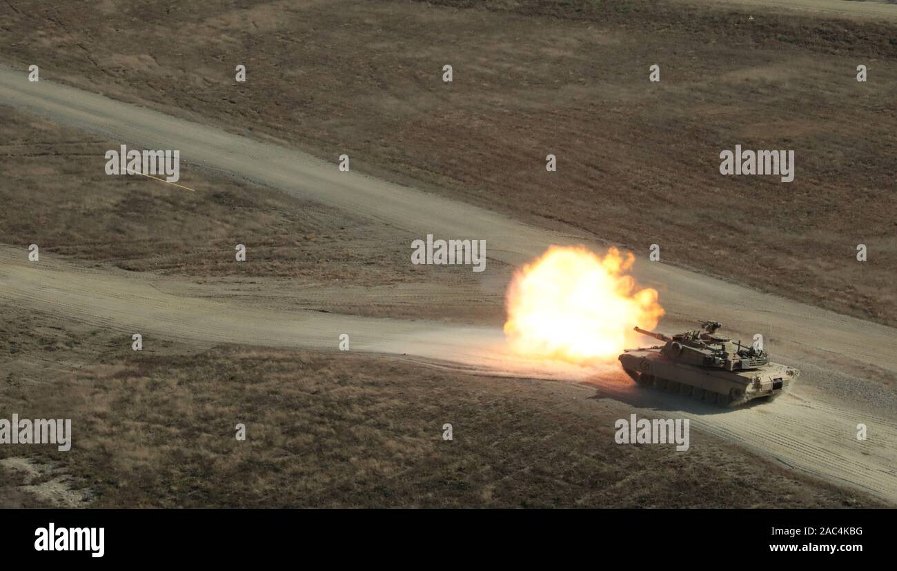 Rodriquez Live Fire Complex, Republic of Kores--A M1A2 Abrams tank with ...