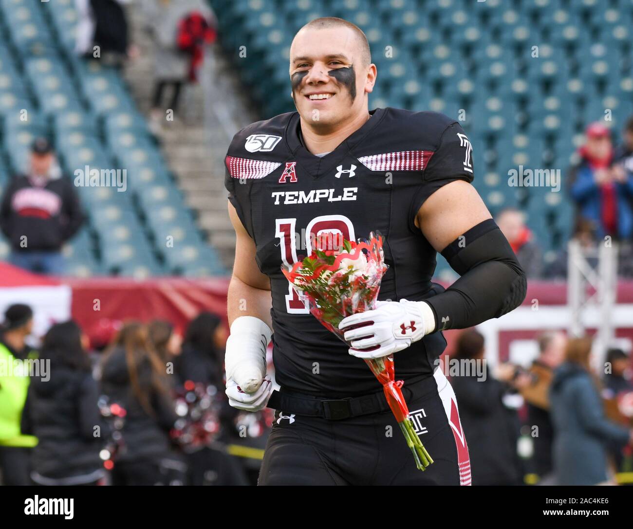 Philadelphia, Pennsylvania, USA. 30th Nov, 2019. Temple Senior football ...