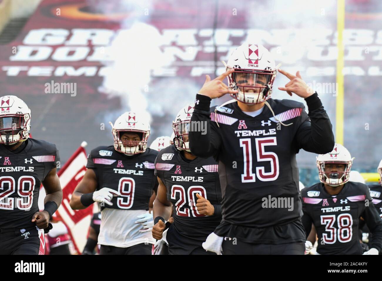 Lincoln financial field temple hi-res stock photography and images - Alamy