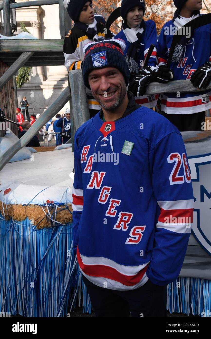 NEW YORK, NY - NOVEMBER 28: Dominic Moore attends the 93rd Annual Macy ...
