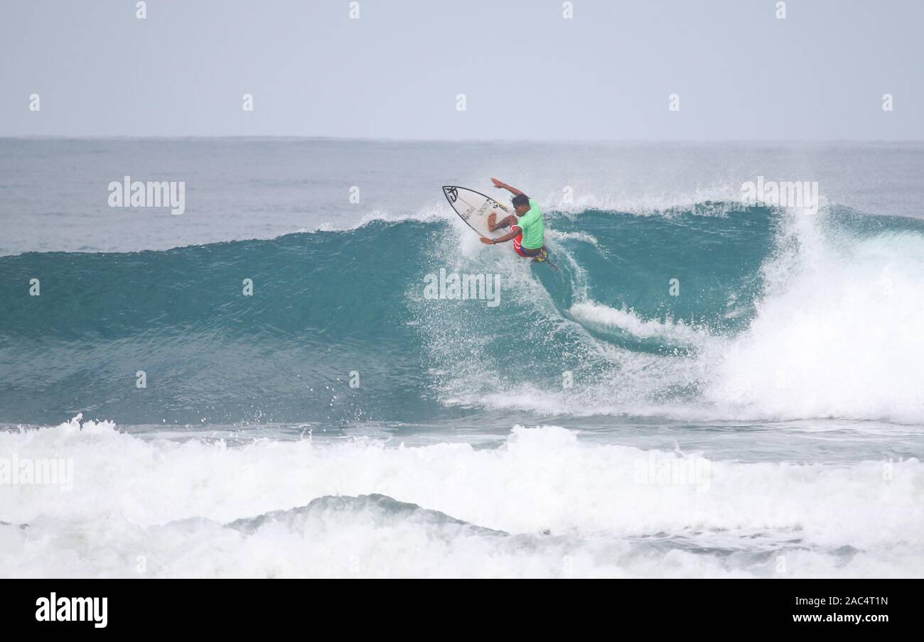 Philippine surfing team hi-res stock photography and images - Alamy