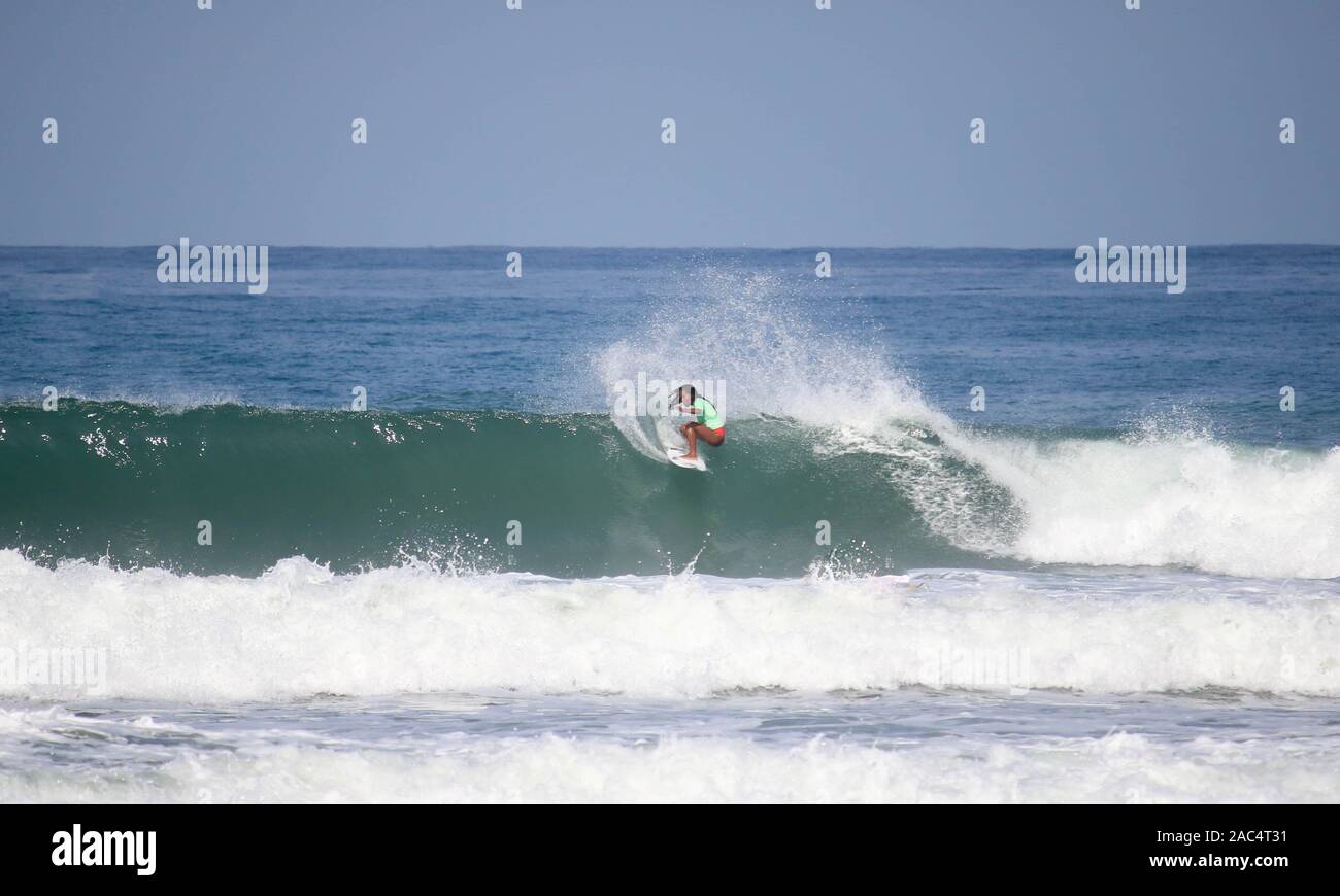 Philippine surfing team hi-res stock photography and images - Alamy