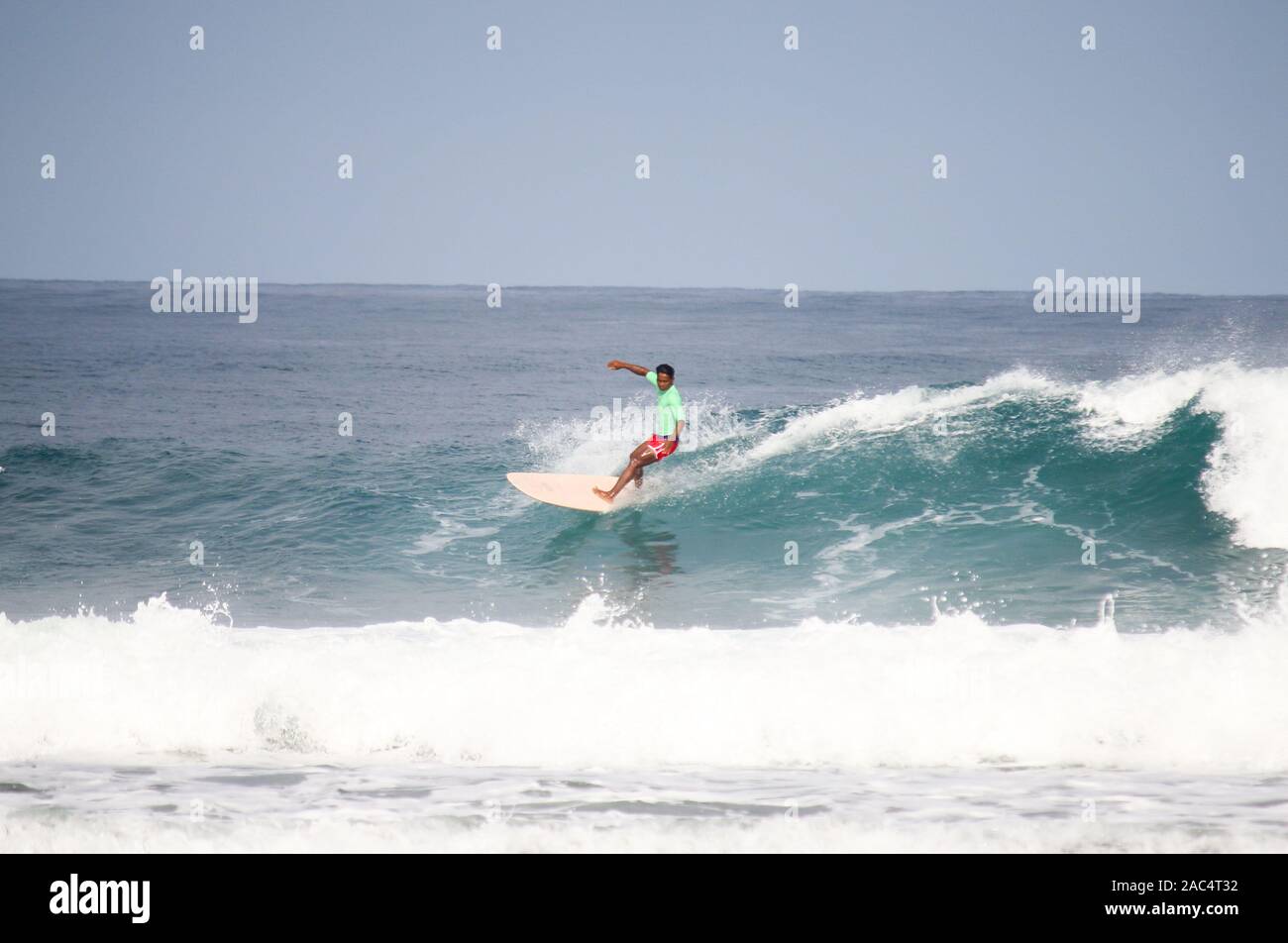 Philippine surfing team hi-res stock photography and images - Alamy