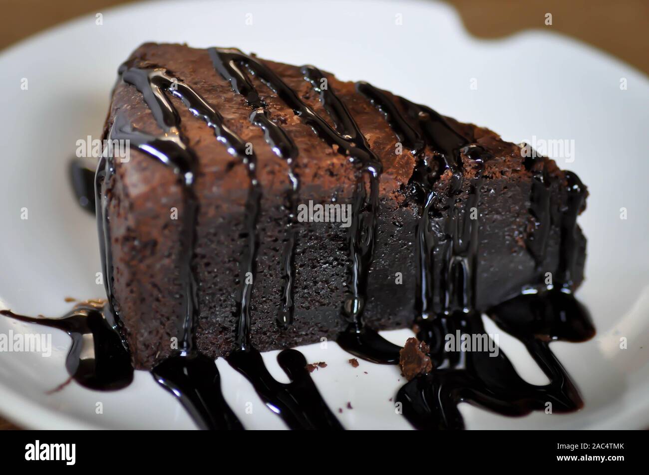 chocolate cake with chocolate topping Stock Photo - Alamy