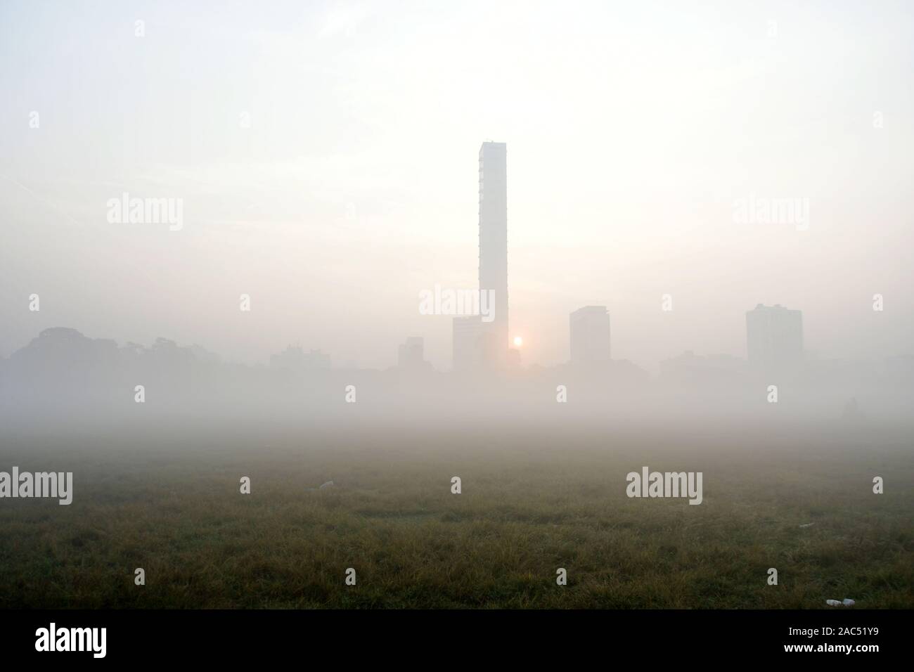 Air Pollution Kolkata Stock Photo - Alamy