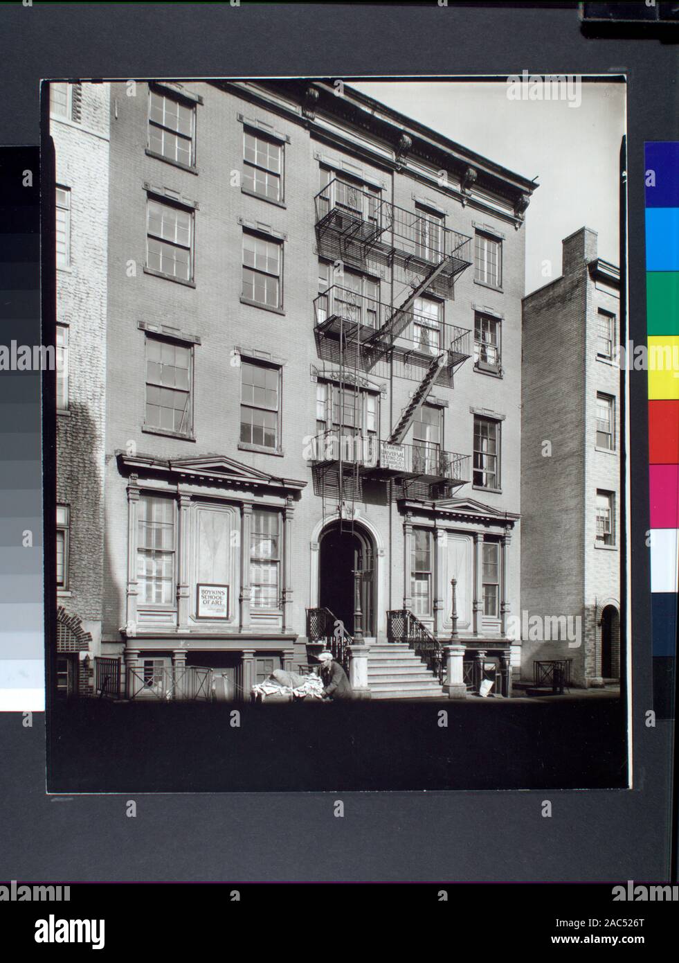 Grove Street, No 45, Manhattan Code: I.A.2. Man pushing cart past ...