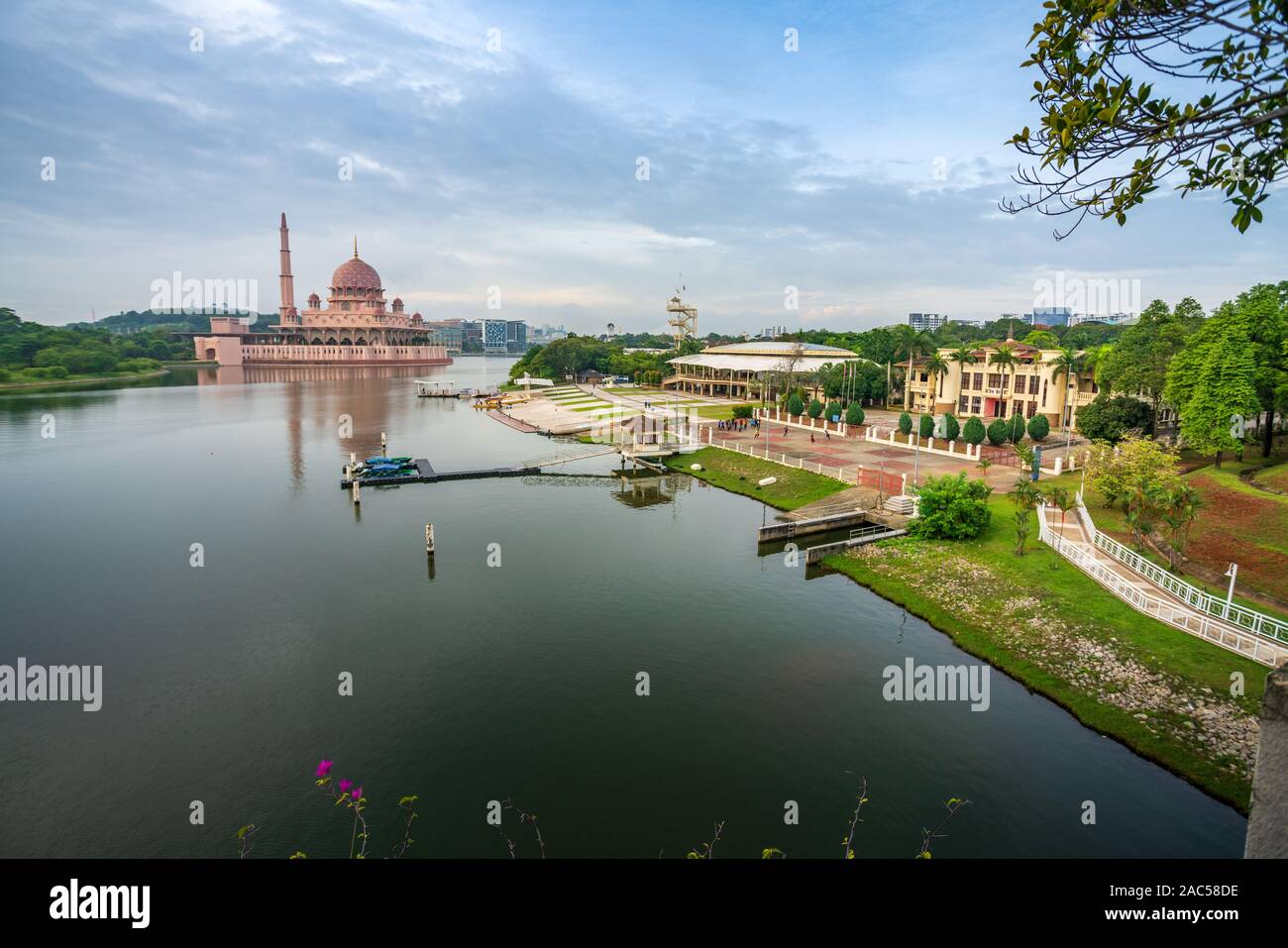 Putra Mosque, one of the most iconic mosque in Putrajaya Stock Photo ...