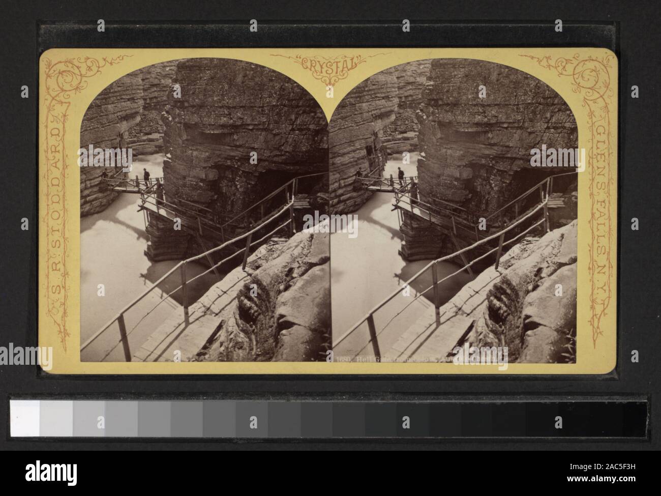 Hell chasm hi-res stock photography and images - Alamy