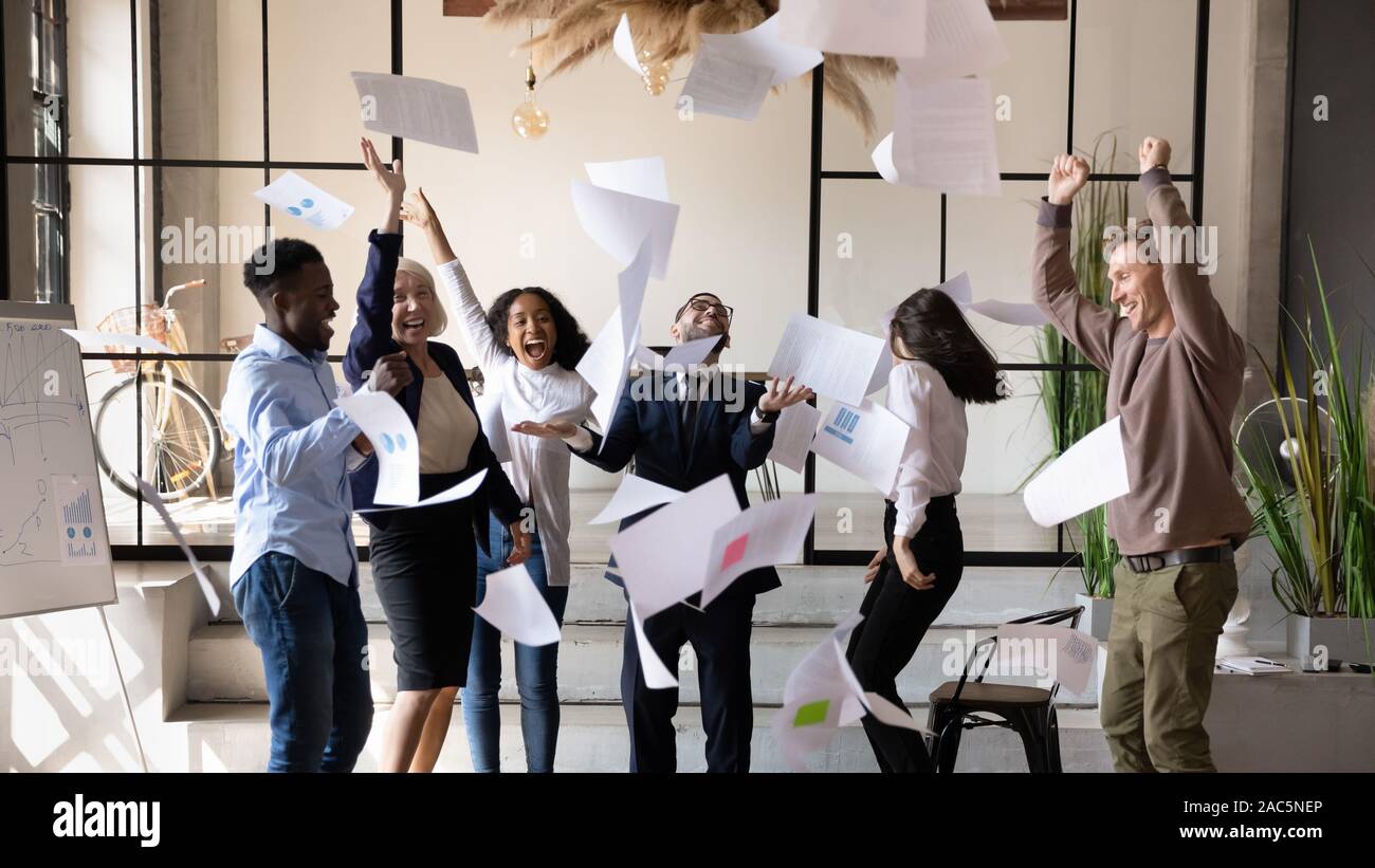 Throwing papers in the air hi-res stock photography and images - Alamy