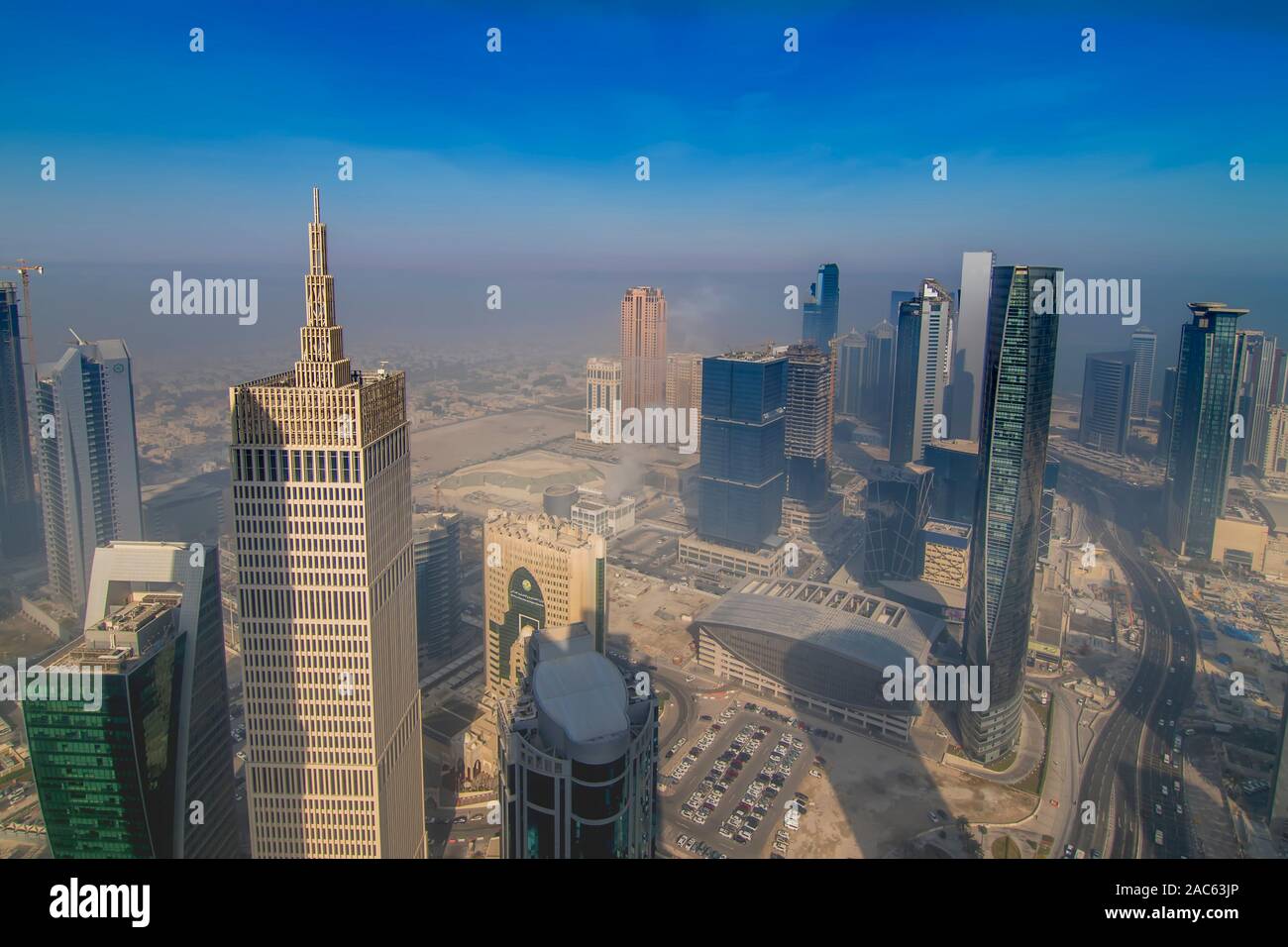 2022 building doha aerial hi-res stock photography and images - Alamy