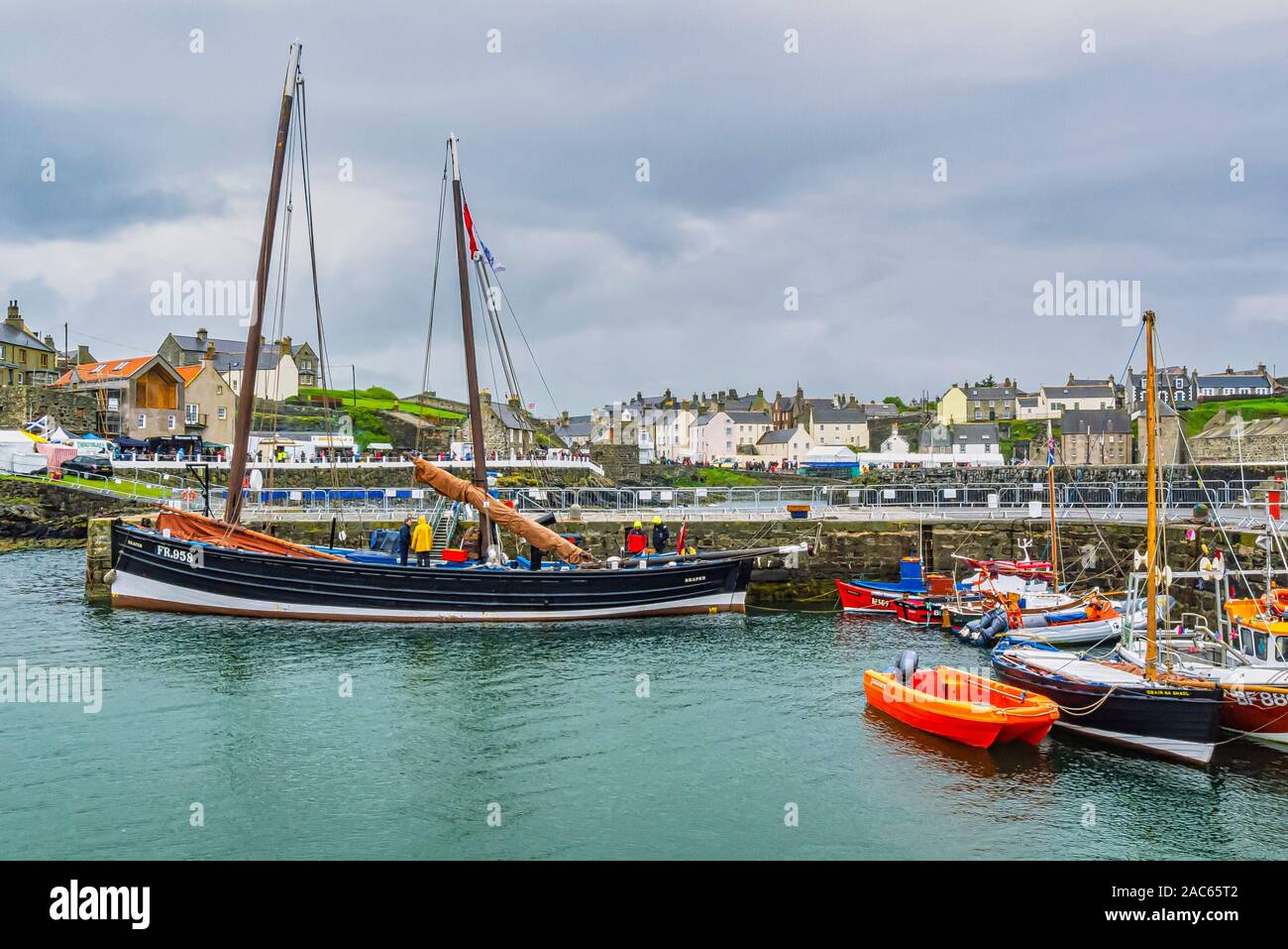 Scottish boat vessel ship hi-res stock photography and images - Alamy