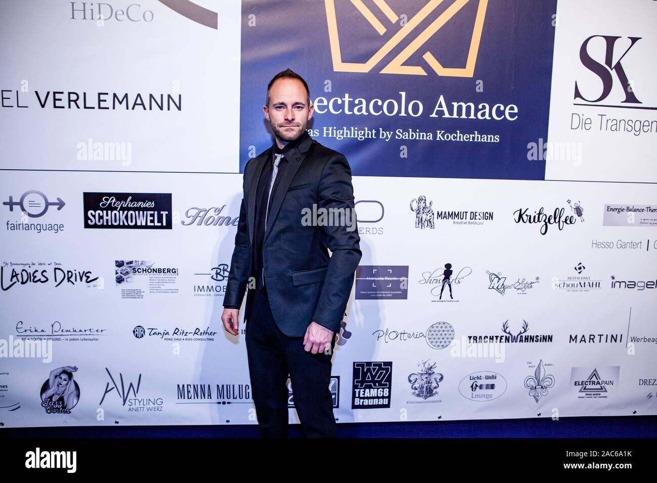 Balian Buschbaum bei der CHARITY GALA - SK - WelcomeHome in der ...