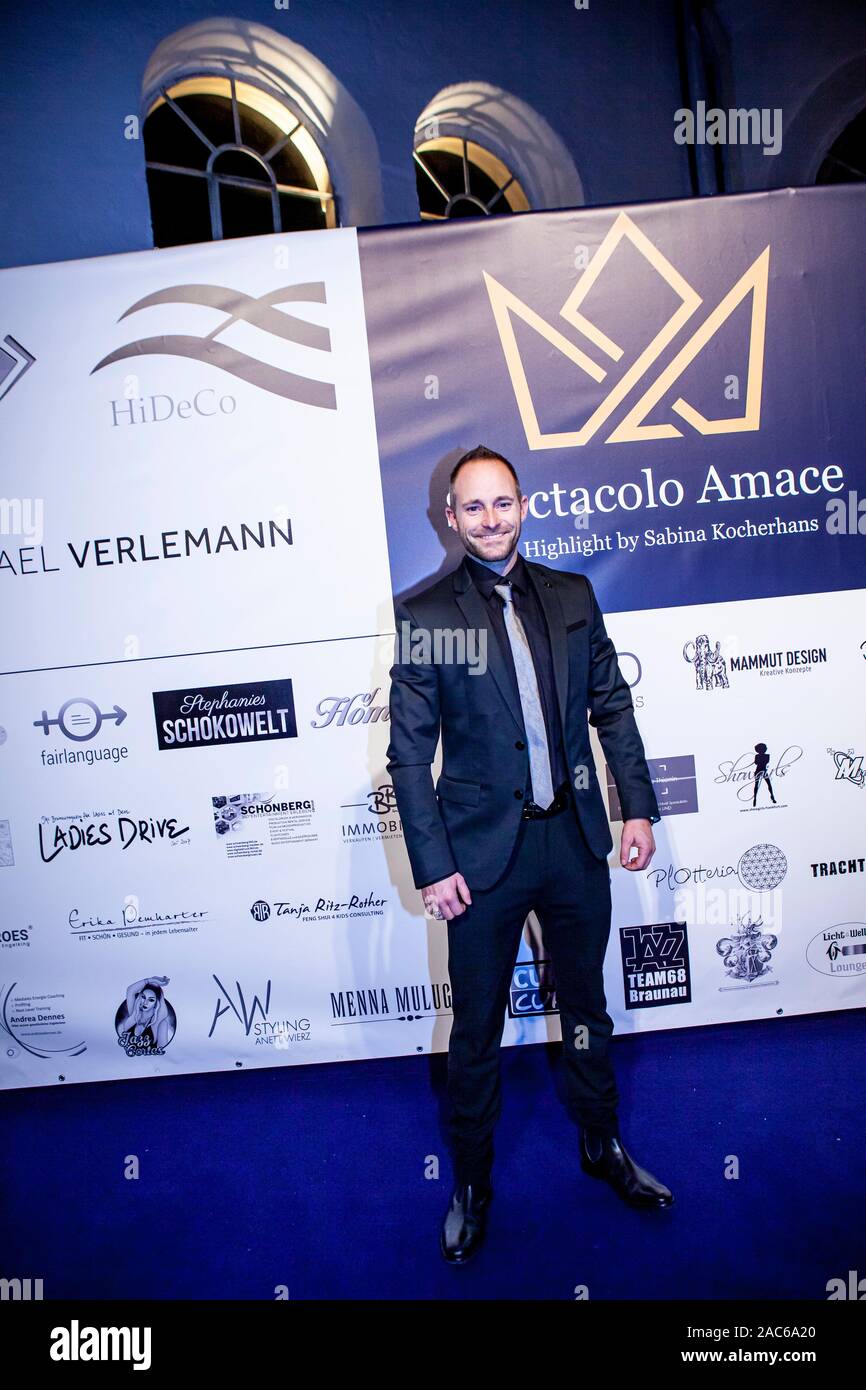Balian Buschbaum bei der CHARITY GALA - SK - WelcomeHome in der ...