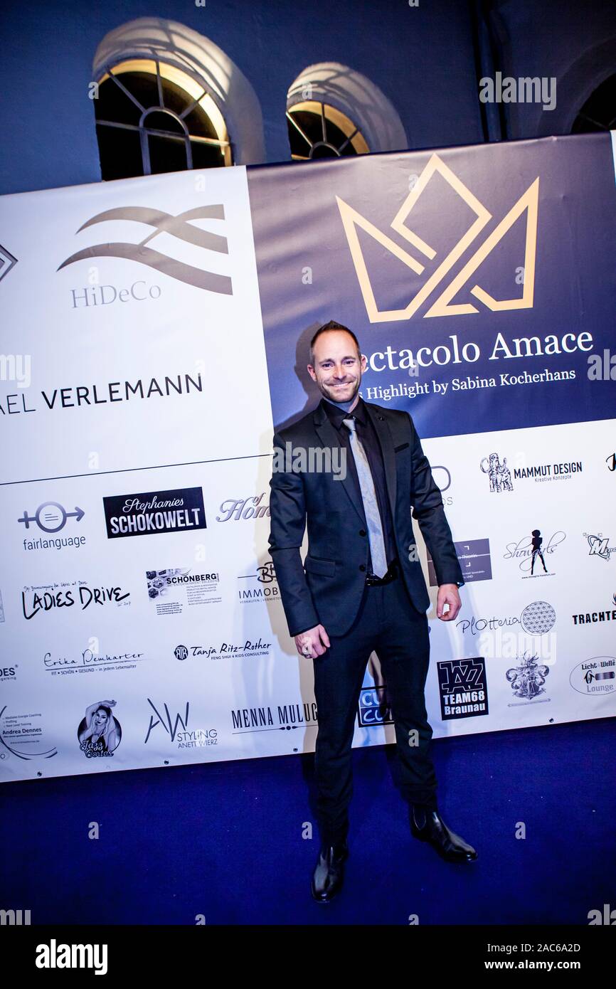 Balian Buschbaum bei der CHARITY GALA - SK - WelcomeHome in der ...