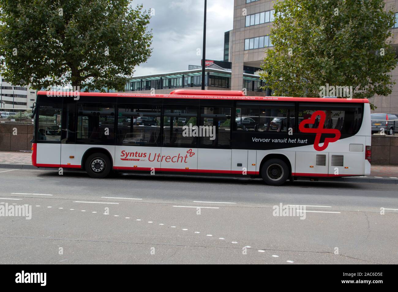 126 bus hi-res stock photography and images - Alamy