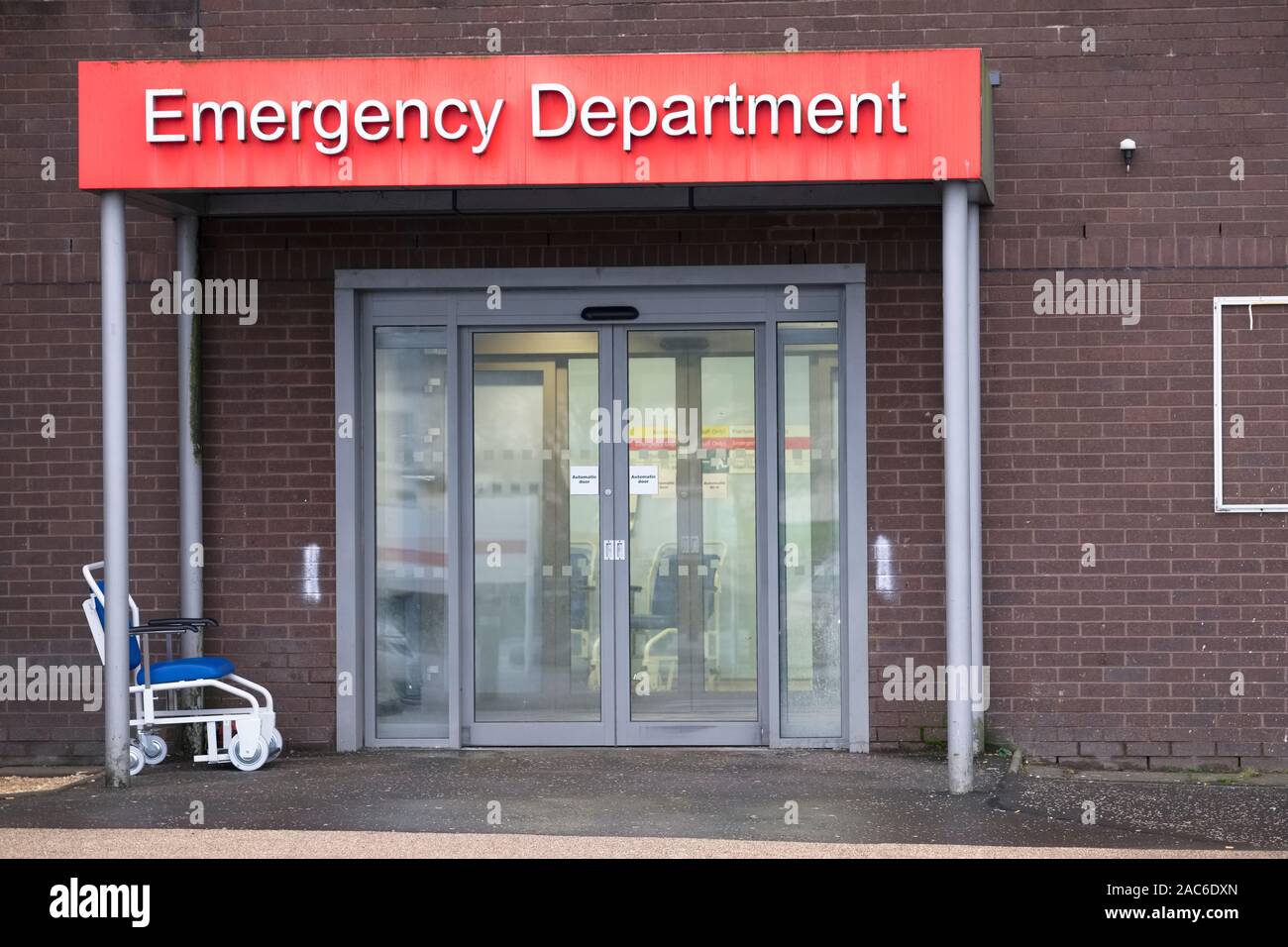 Emergency and Accident Department entrance at Hospital London UK Stock ...