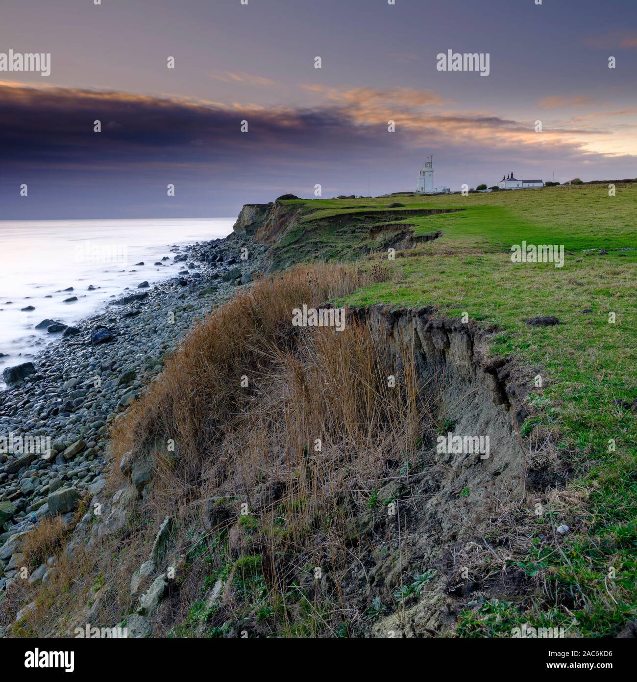 Niton undercliffe hi-res stock photography and images - Alamy