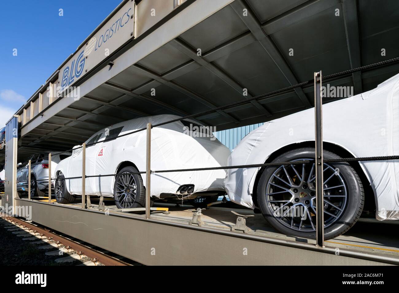 Blg auto terminal hi-res stock photography and images - Alamy