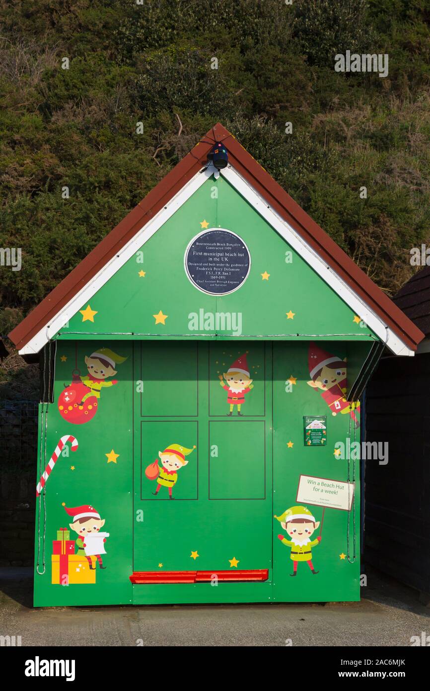 Elf beach hut hi-res stock photography and images - Alamy