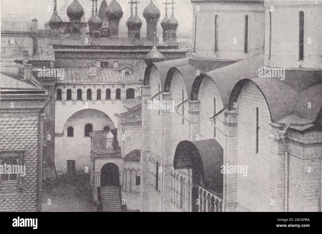 Moscow in 1930s hi-res stock photography and images - Alamy