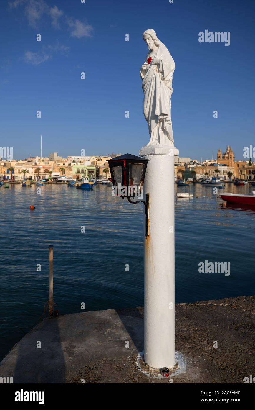 Underwater Statue Of Jesus Malta at Harrison Fong blog