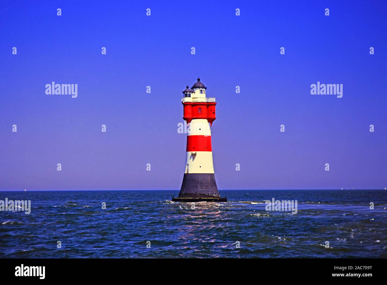 Leuchtturm Roter Sand in der Wesermündung Stock Photo - Alamy