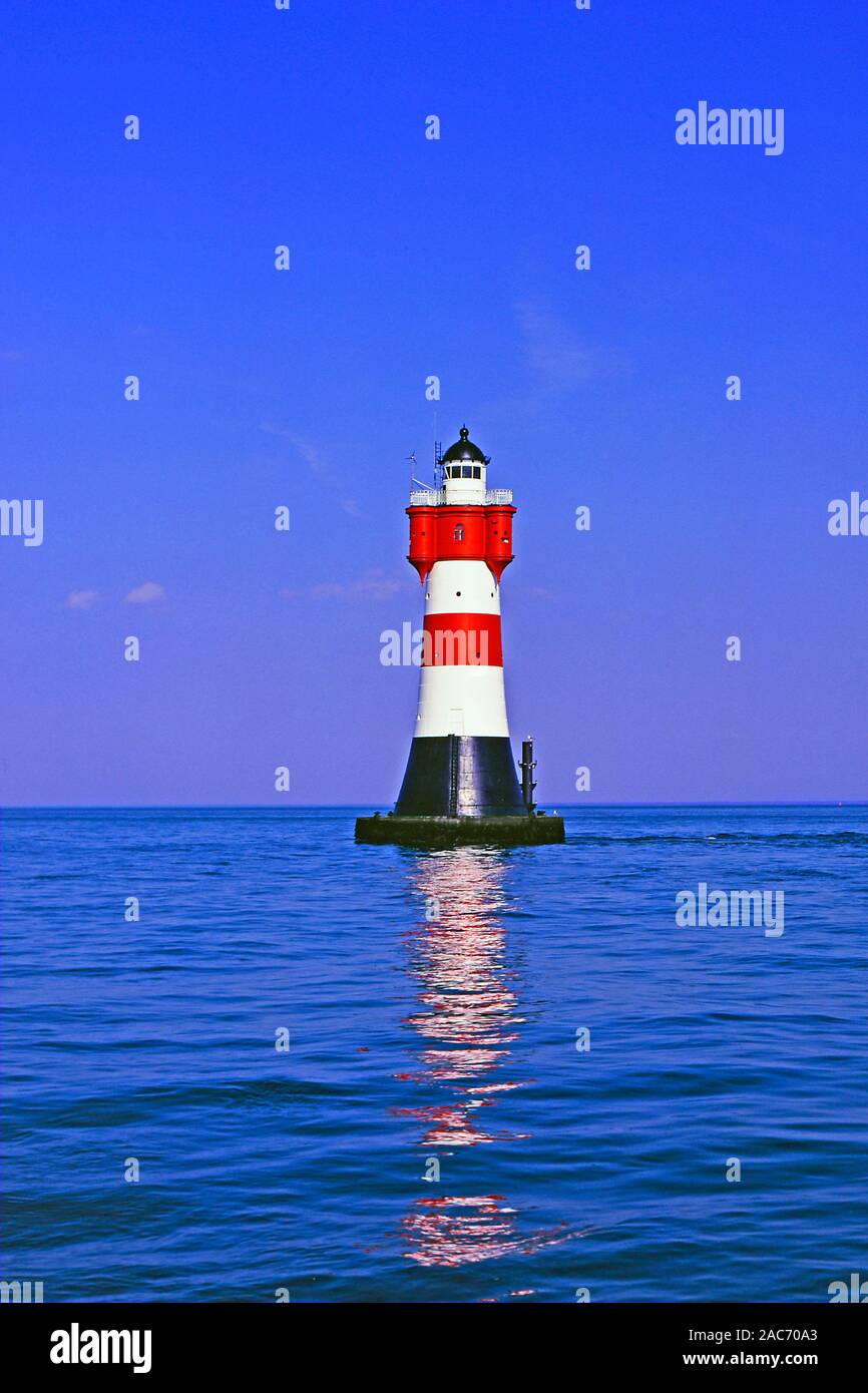 Leuchtturm Roter Sand in der Wesermündung Stock Photo - Alamy