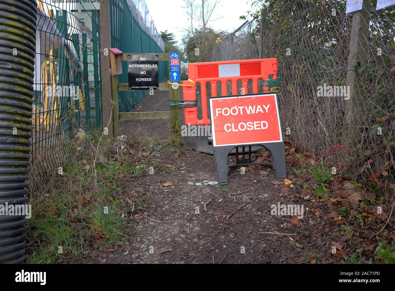 Lightly used path hi-res stock photography and images - Alamy