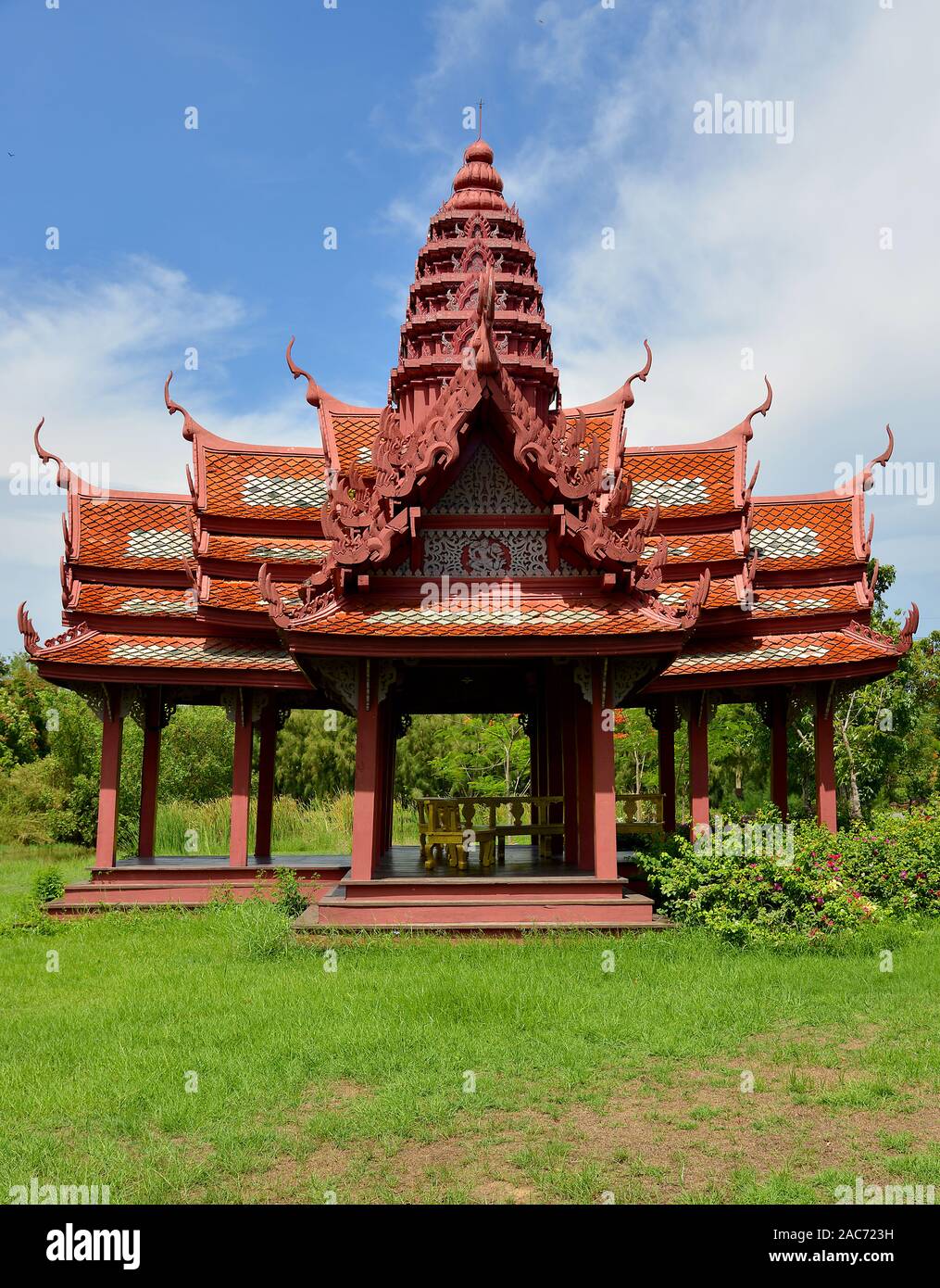 Ancient-City (Muang Buran Stock Photo - Alamy