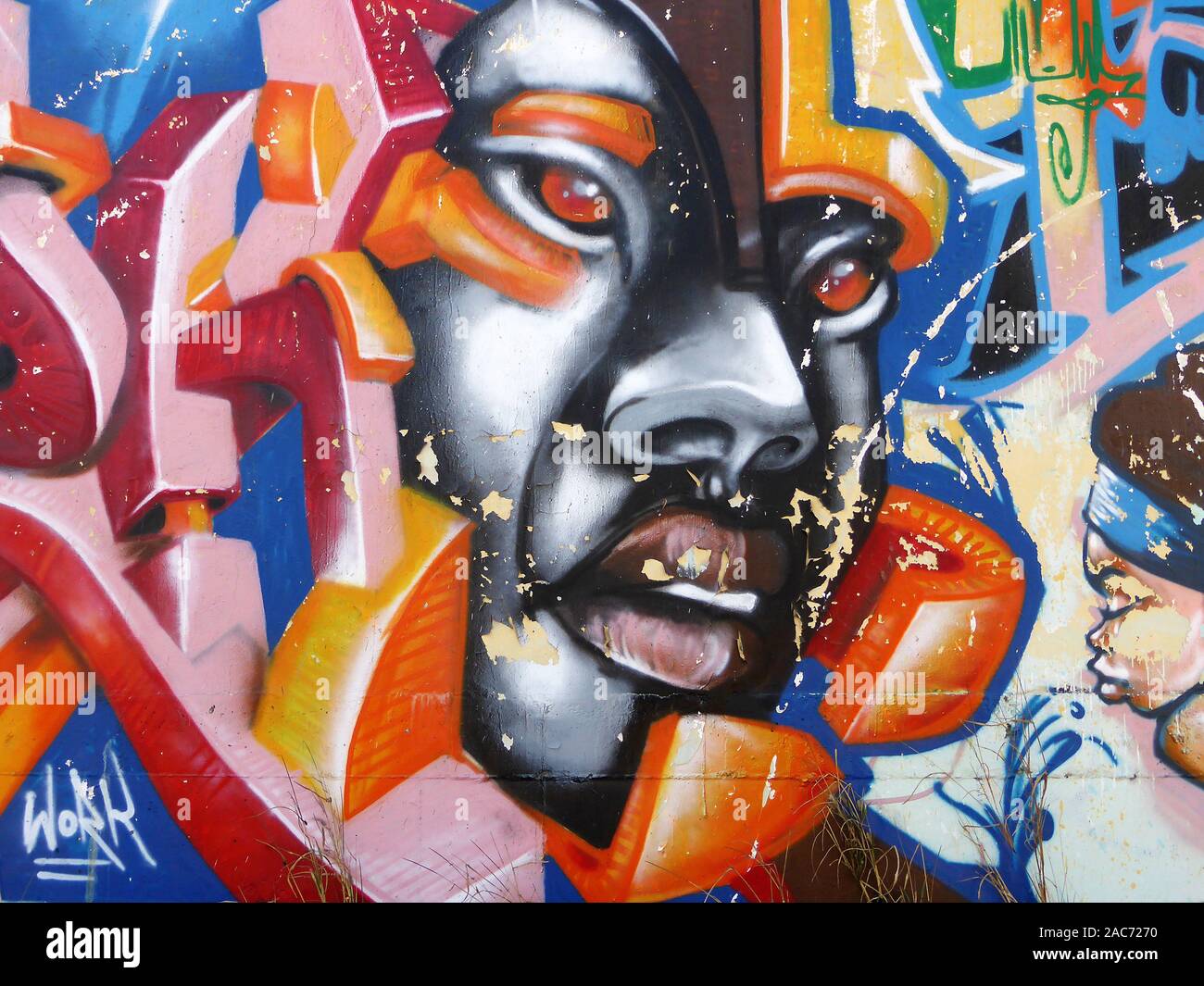 Graffiti in Afrika / Senegal / Dakar Stock Photo - Alamy