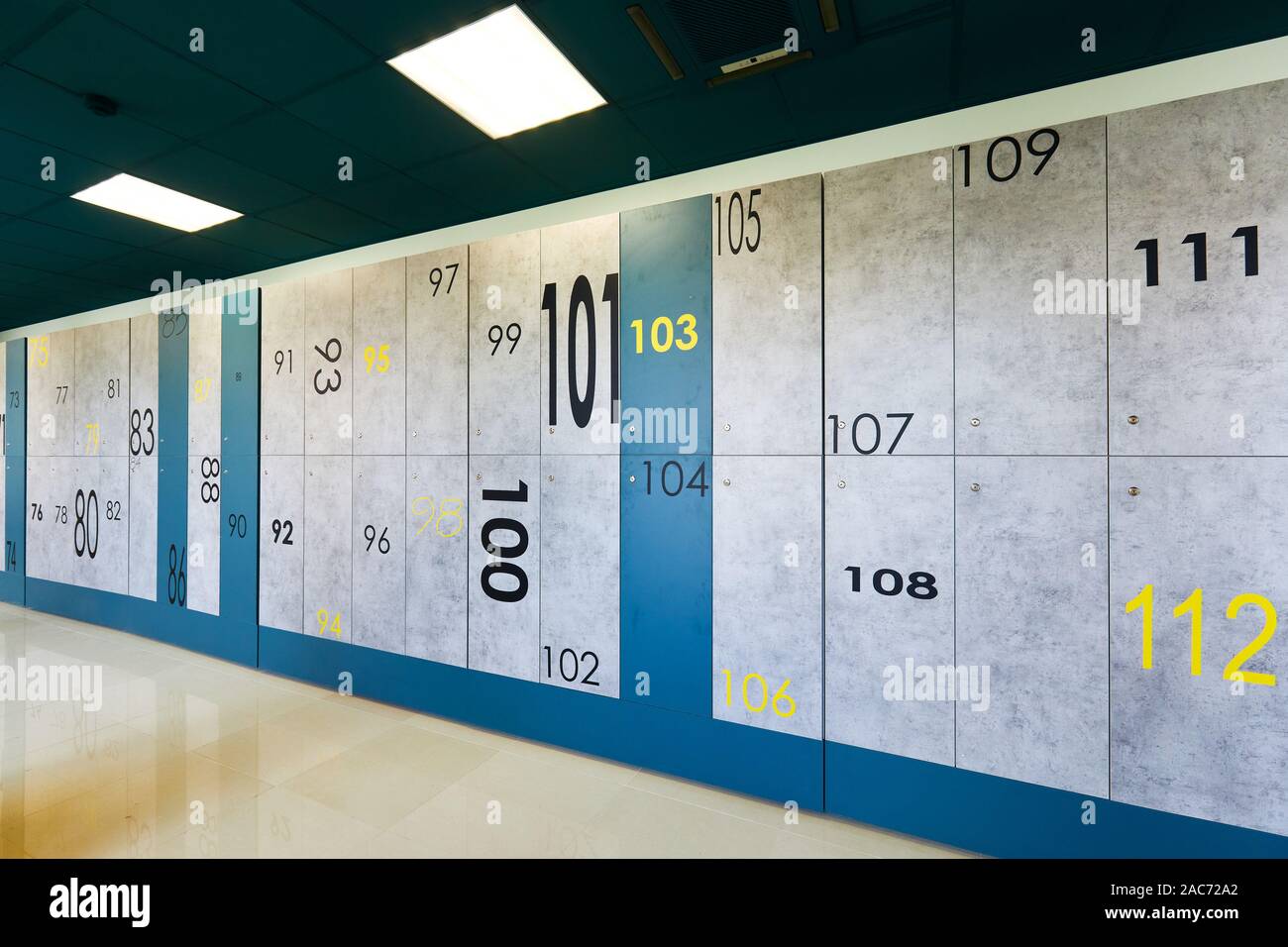 Four hundred eighty three hi-res stock photography and images - Alamy