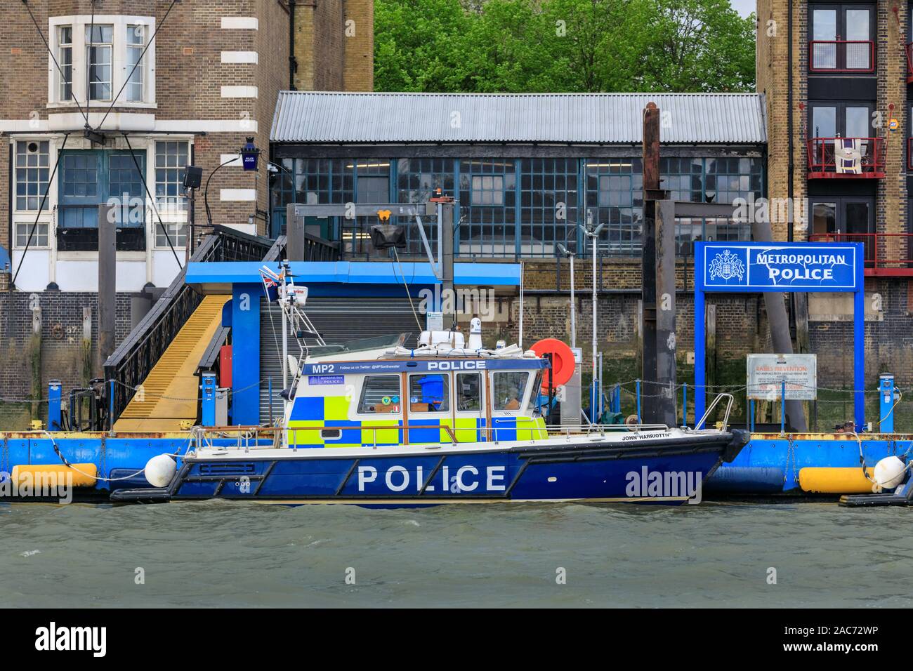Marine police unit, wapping hi-res stock photography and images - Alamy