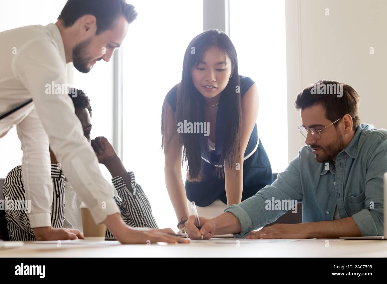Employees analyzing hi-res stock photography and images - Alamy