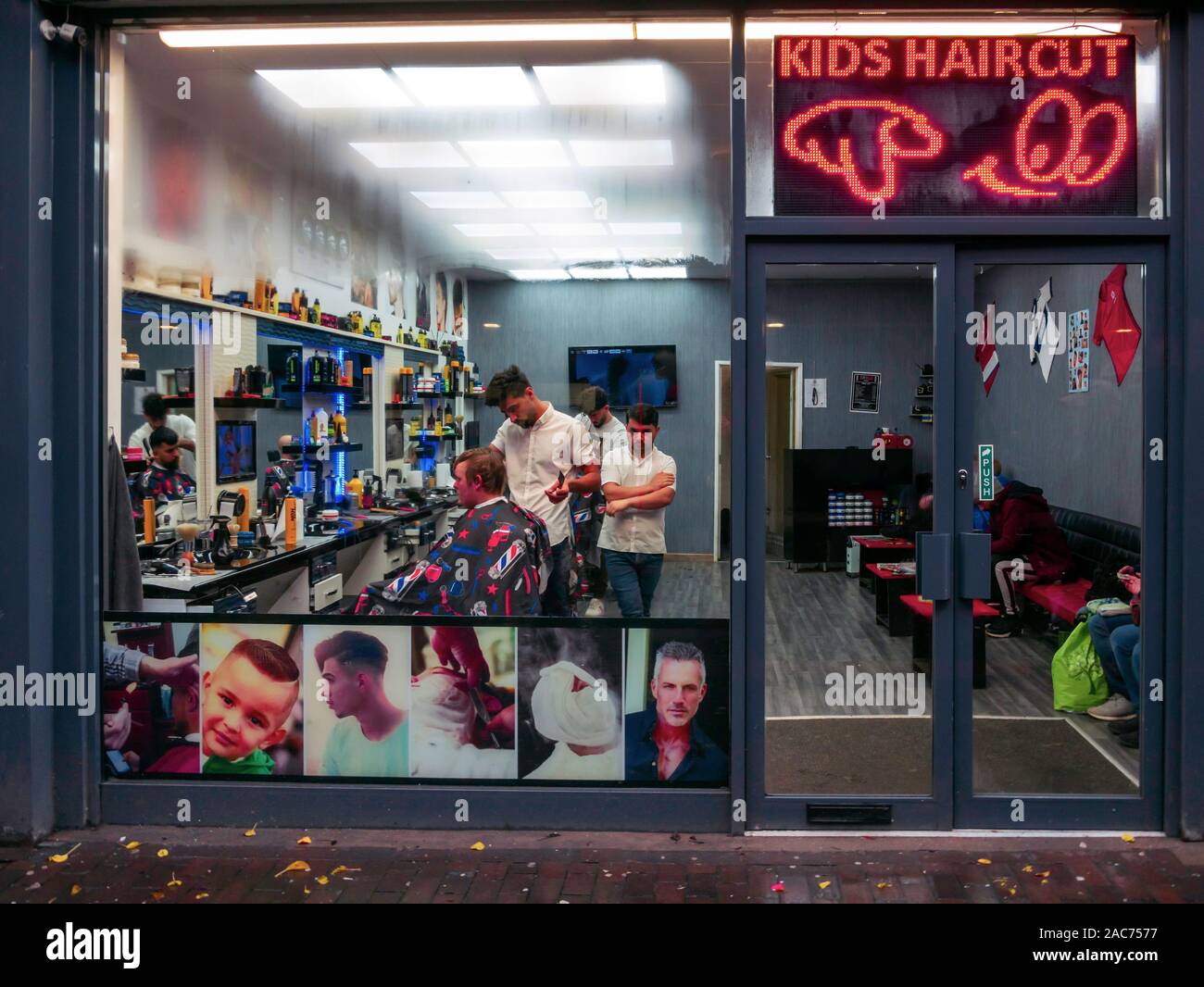 Turkish Barbers High Resolution Stock Photography and Images - Alamy