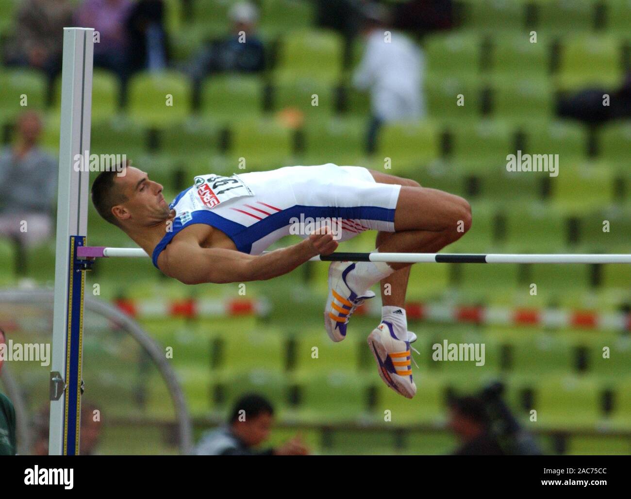 Roman olympic athlete hi-res stock photography and images - Alamy