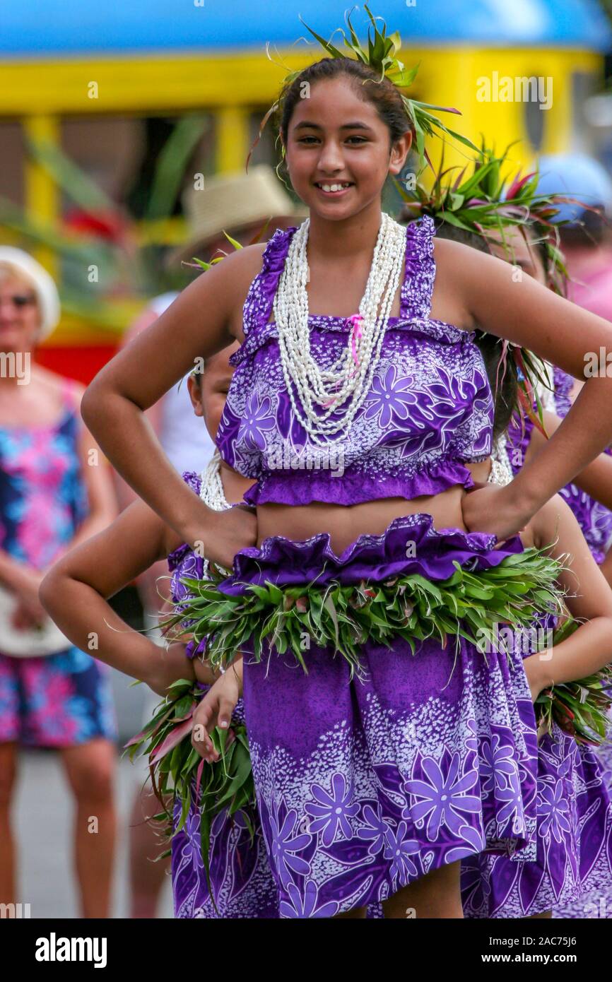 Dances of the south pacific hi-res stock photography and images - Alamy