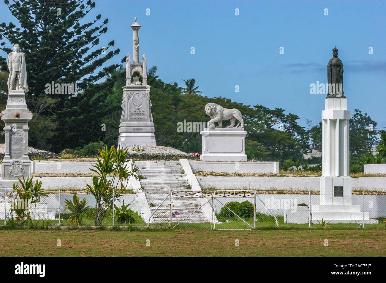 Tonga royal tombs hi-res stock photography and images - Alamy
