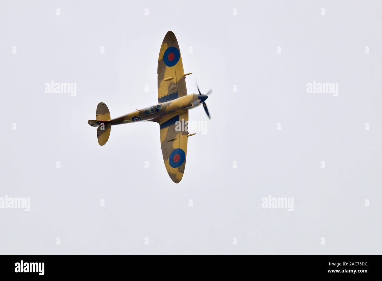 Spitfire scheme livery hi-res stock photography and images - Alamy