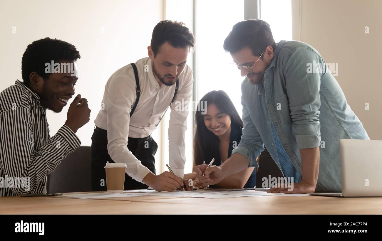 Thinking together hi-res stock photography and images - Alamy