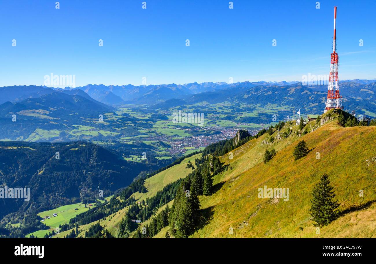 Beautiful countryside in the alpine foothills in bavarian Allgäu Stock ...