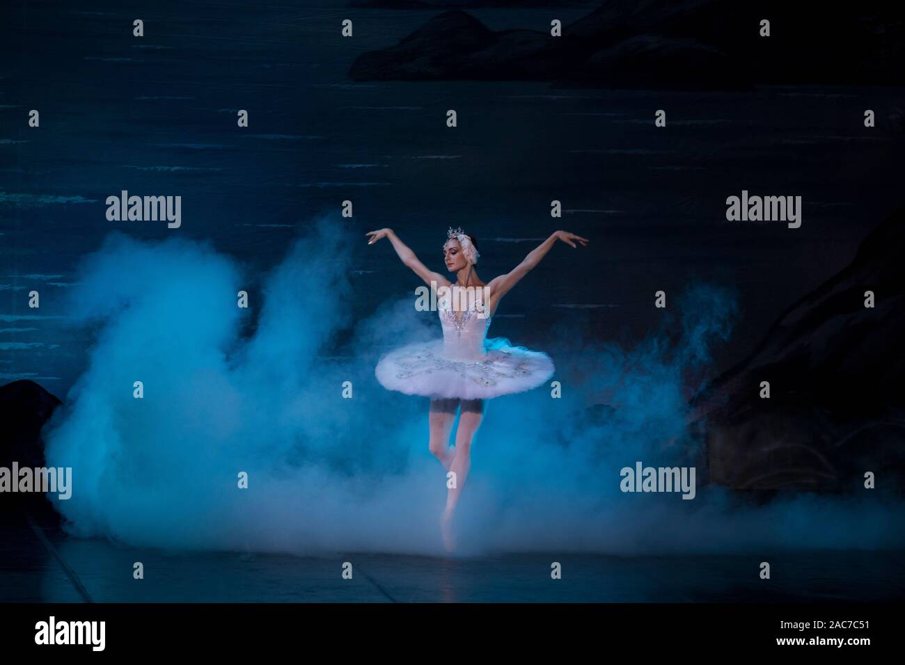 Diana Kosyreva as Odette from Swan lake ballet performed by Elik ...