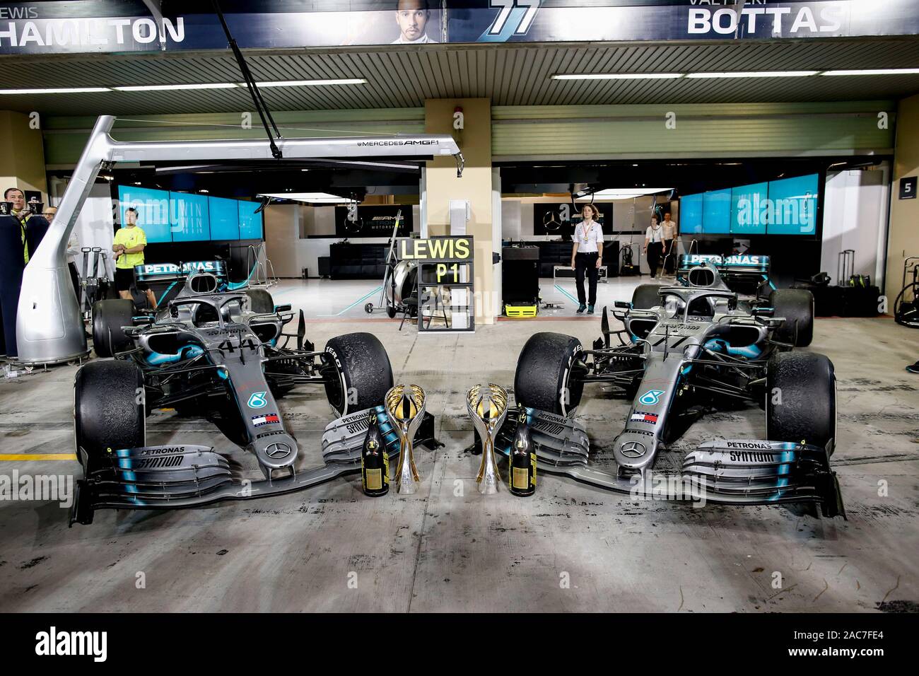 Mercedes amg f1 w10 hi-res stock photography and images - Alamy
