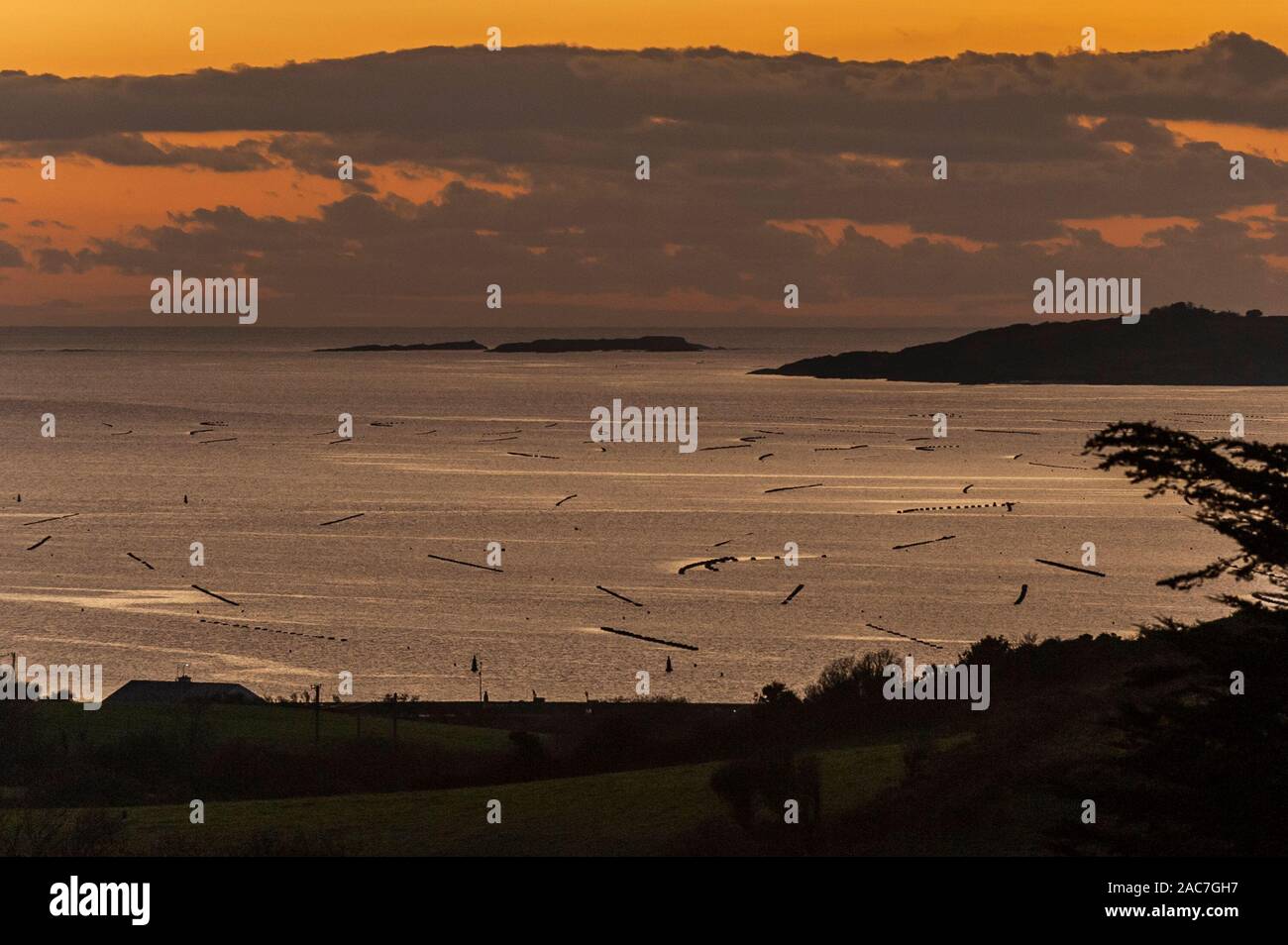 Roaring of the sea hi-res stock photography and images - Alamy