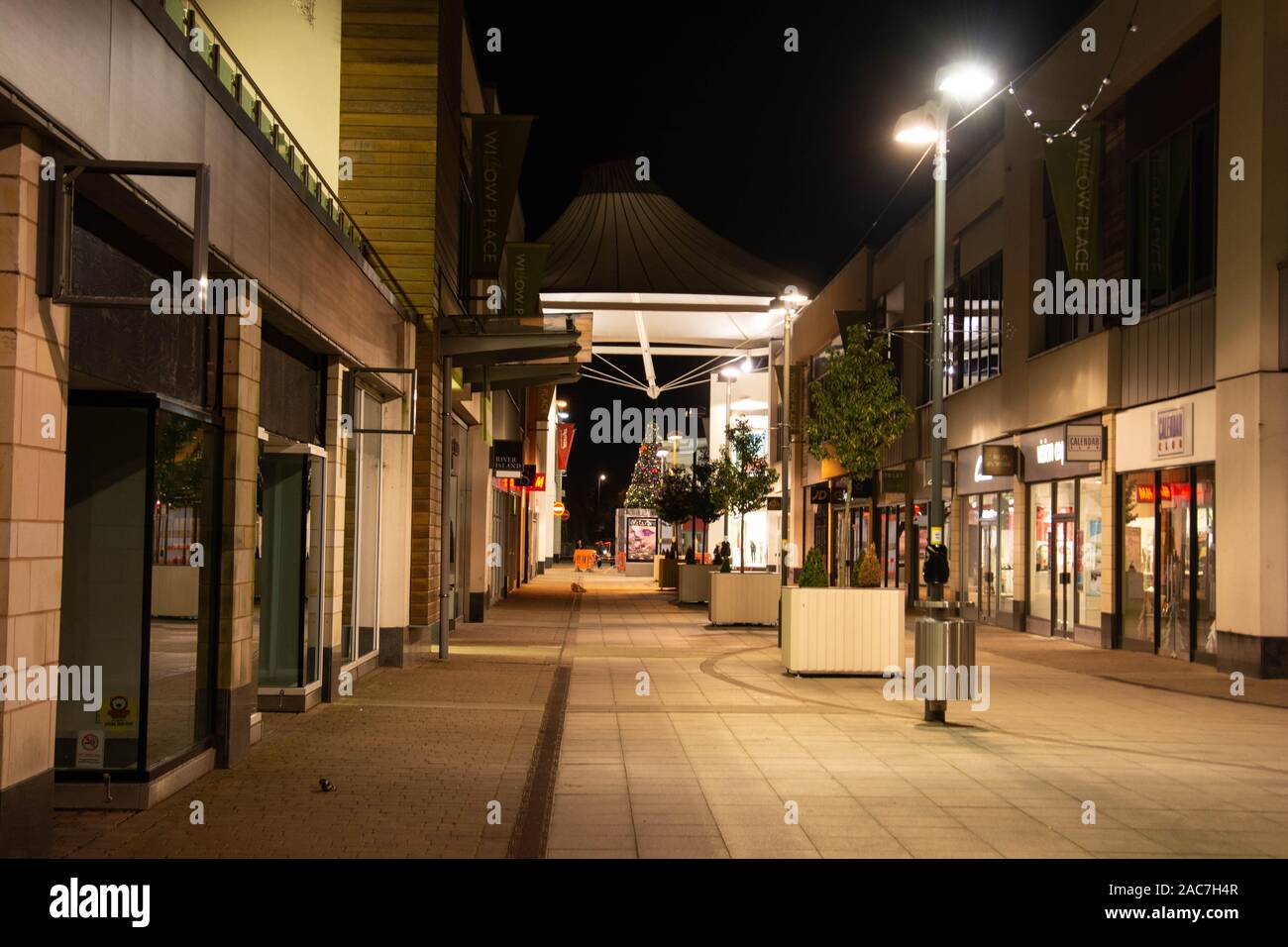 Rushden town centre hi-res stock photography and images - Alamy