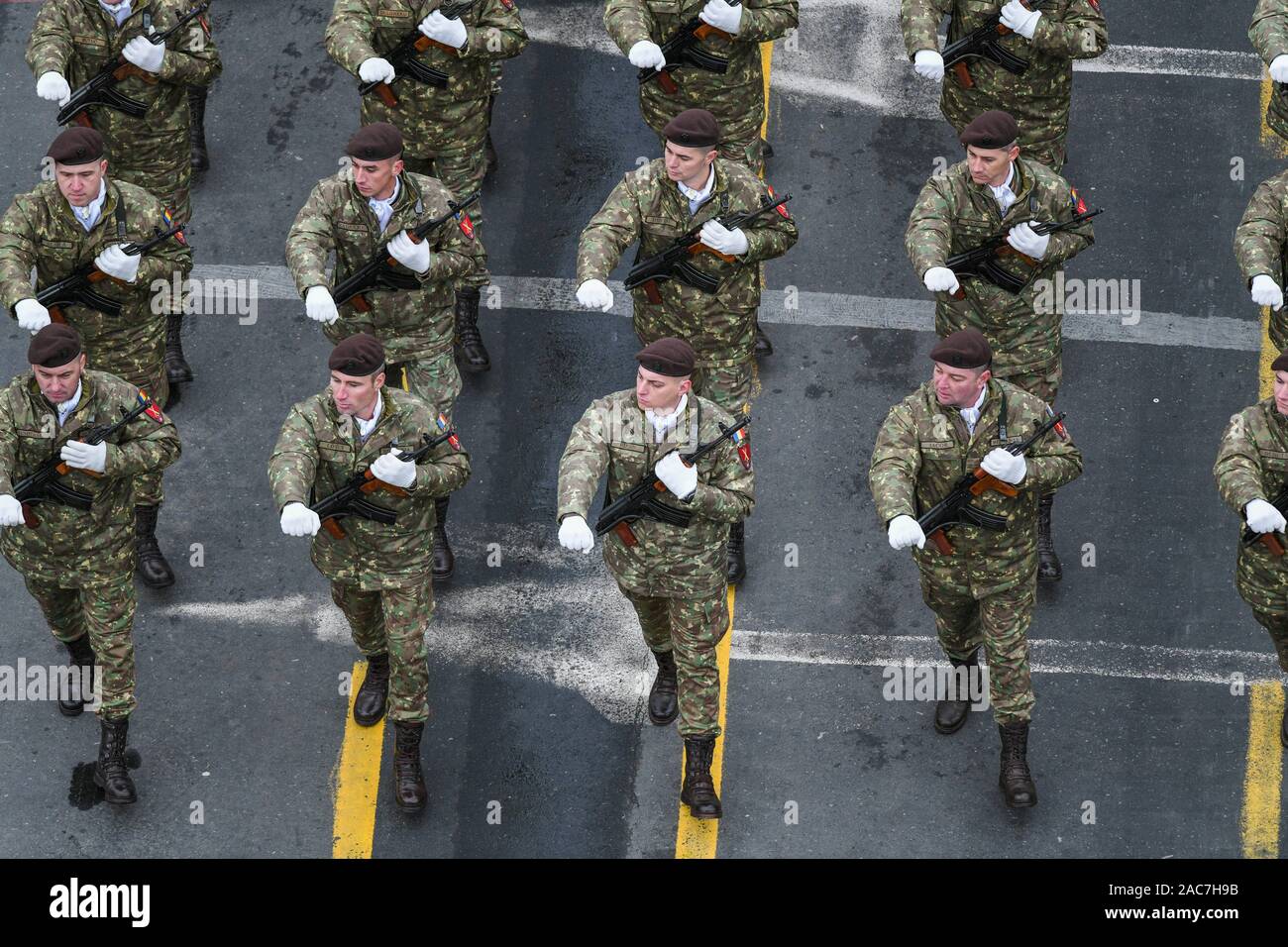 Romanian military uniform hi-res stock photography and images - Alamy